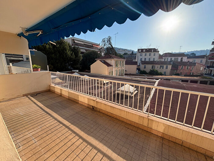 Appartement 3 pièces à vendre - Cannes, Prado, République