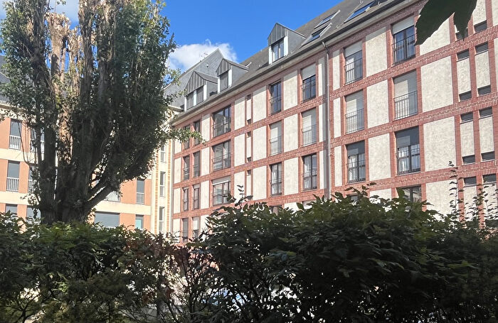 Appartement 4 pièces à Troyes, Cathédrale, à vendre