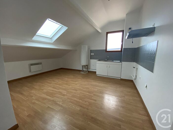 Appartement à louer - Breuillet - 2 pièces - 1 chambre