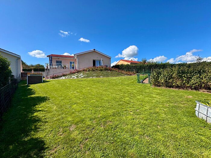 Maison à vendre - Matour - 4 pièces - 3 chambres