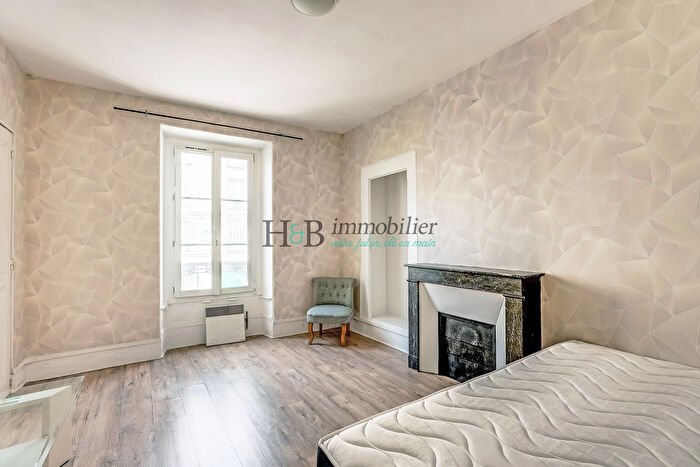 Appartement 3 pièces à Villeneuve-Saint-Georges, Fort, à vendre