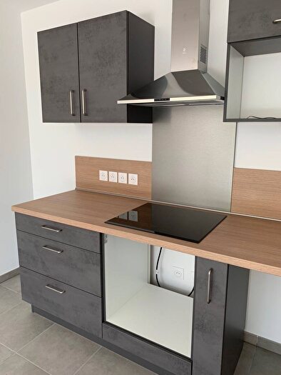 Appartement à louer - Vosne-Etete Noire, Neuville-sur-Saône - 3 pièces - 2 chambres