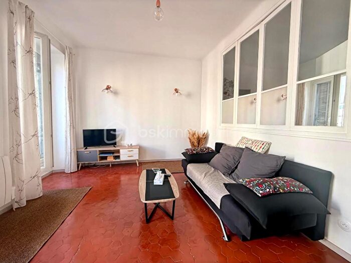 Appartement à vendre - Marseille e , Grands Carmes - 2 pièces - 1 chambre