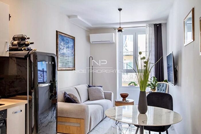 Appartement à vendre - Nice, Carré dor - 2 pièces - 1 chambre