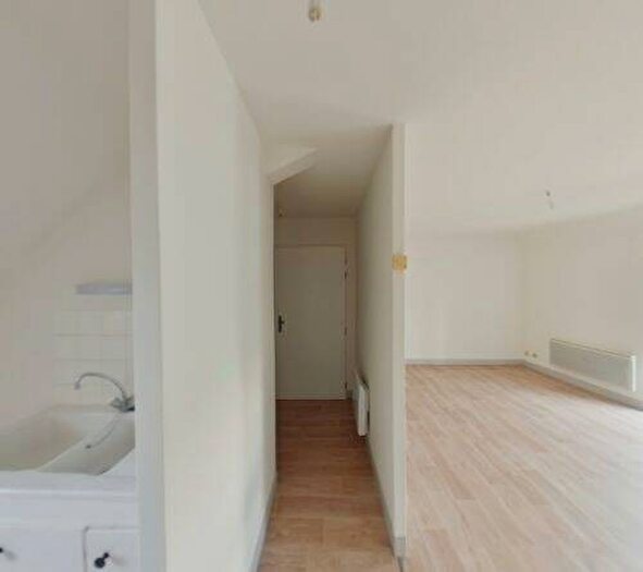 Appartement 3 pièces à louer à Saint-Georges-sur-la-Prée