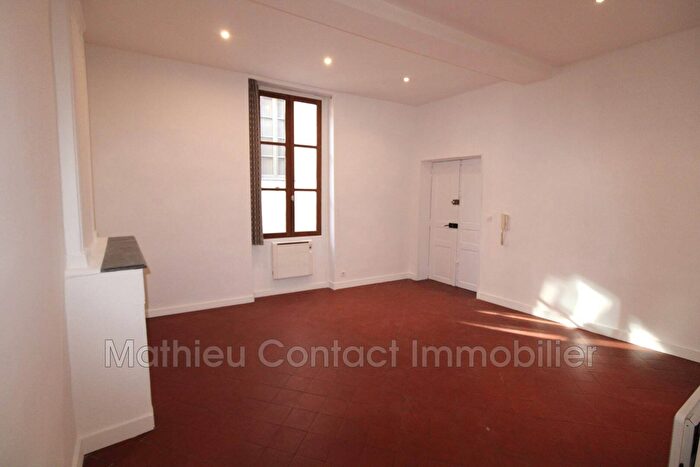 Appartement à louer - Arènes, Nîmes - 2 pièces - 1 chambre