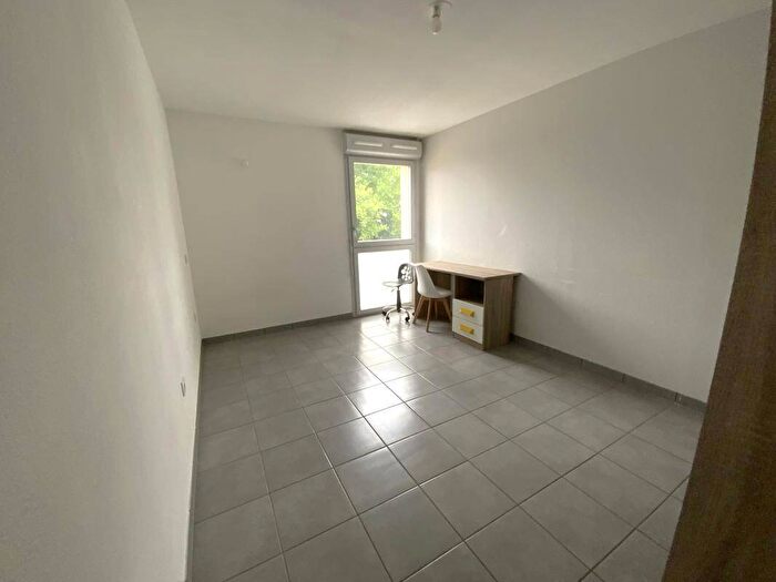 Est, Isle : Appartement 1 pièce à louer