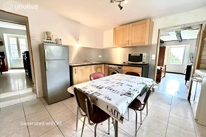 Appartement à vendre - Cervione - 5 pièces - 3 chambres