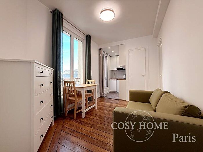 Appartement à louer - Buttes Chaumont, Paris ème arrondissement - 2 pièces - 1 chambre