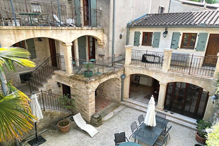 Maison à vendre - Barjac - 7 pièces - 5 chambres