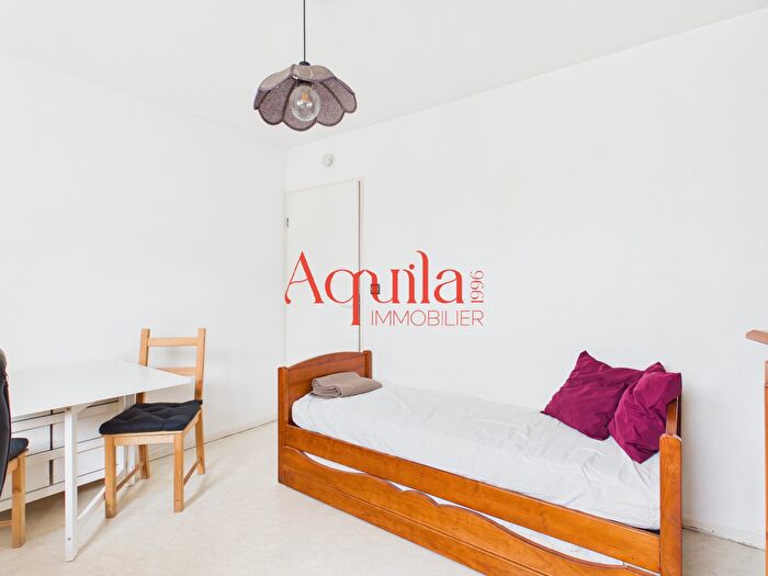 Villeurbanne, Doua - Appartement 1 pièce à louer