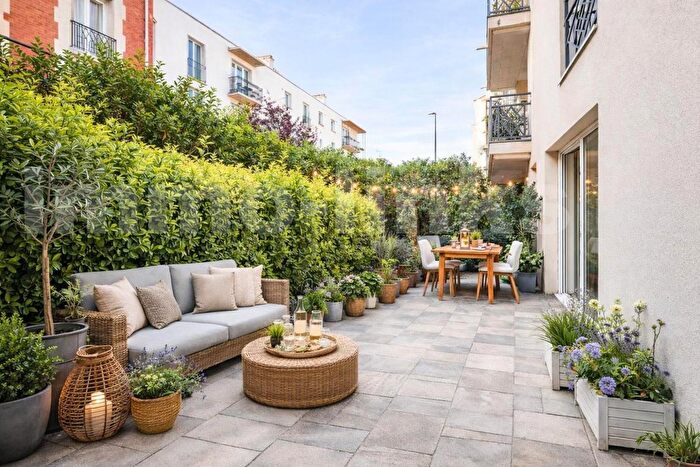 Appartement à vendre - Charenton-le-Pont, Centre ancien - 2 pièces - 1 chambre