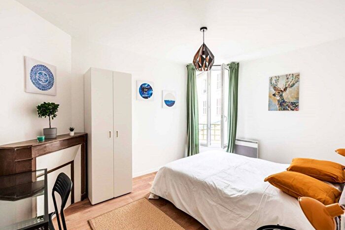 Appartement à louer - Marceau, République, Courbevoie - 1 pièce