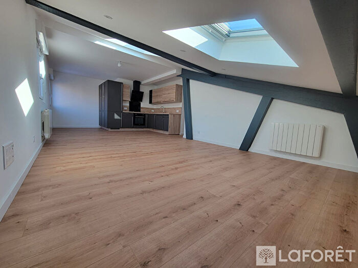 Appartement à vendre - Valentigney - 3 pièces - 2 chambres