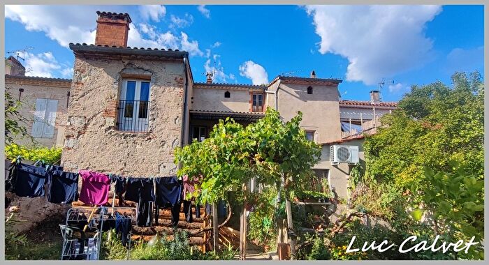 Maison à vendre - Saint-Paul-Cap-de-Joux - 9 pièces - 2 chambres