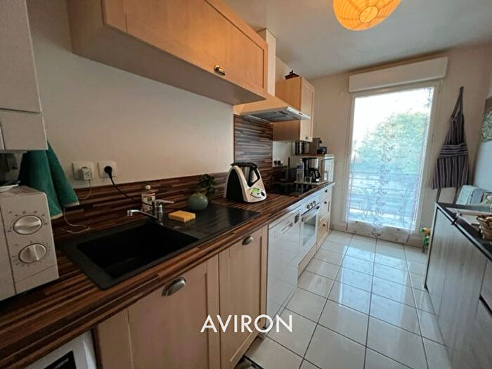 Appartement à louer - Chartres, Rechèvres - 5 pièces - 4 chambres
