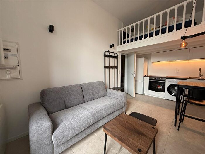 Appartement 1 pièce à Avon, Vallée, à louer