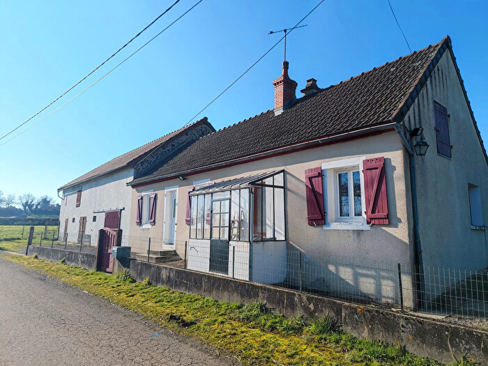 Maison à vendre - Savigny-Poil-Fol - 4 pièces - 2 chambres
