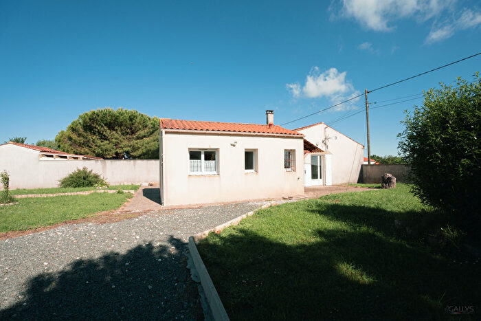 Maison 2 pièces à vendre à Port-des-Barques