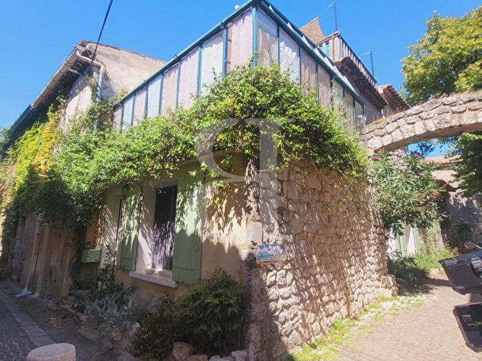 Maison à vendre - La Garde-Adhémar - 5 pièces - 3 chambres