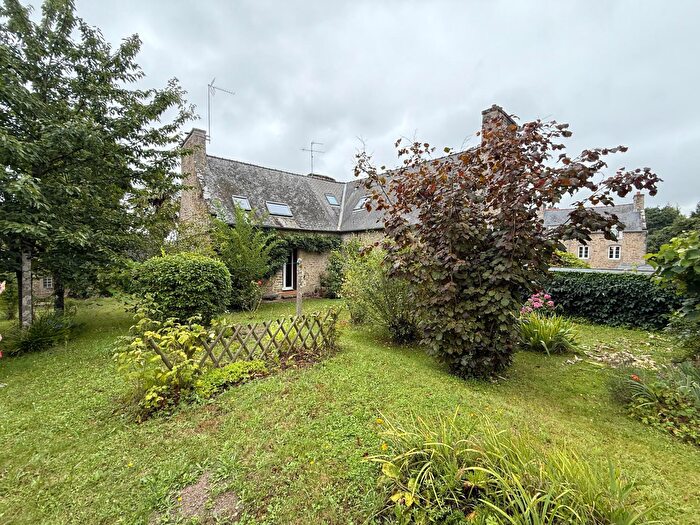 Maison à vendre - Quévert - 12 pièces - 8 chambres