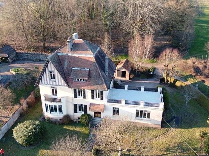 Fougerolles : Maison 9 pièces à vendre