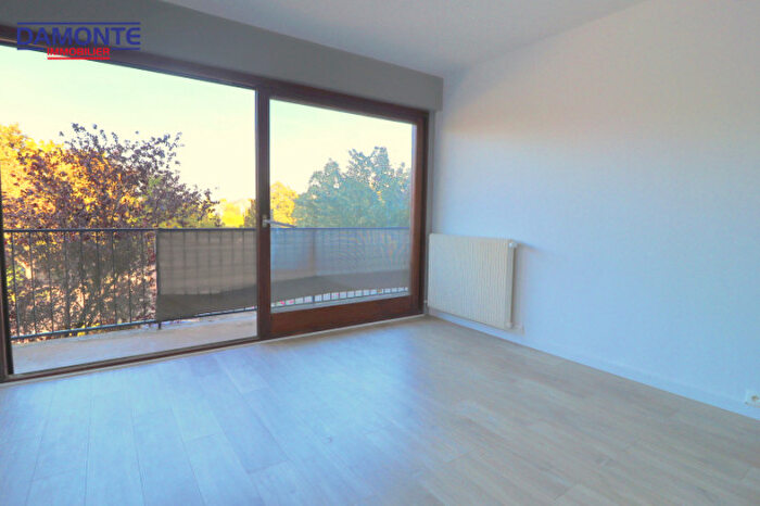 Appartement à louer - Troyes, Chartreux - 1 pièce