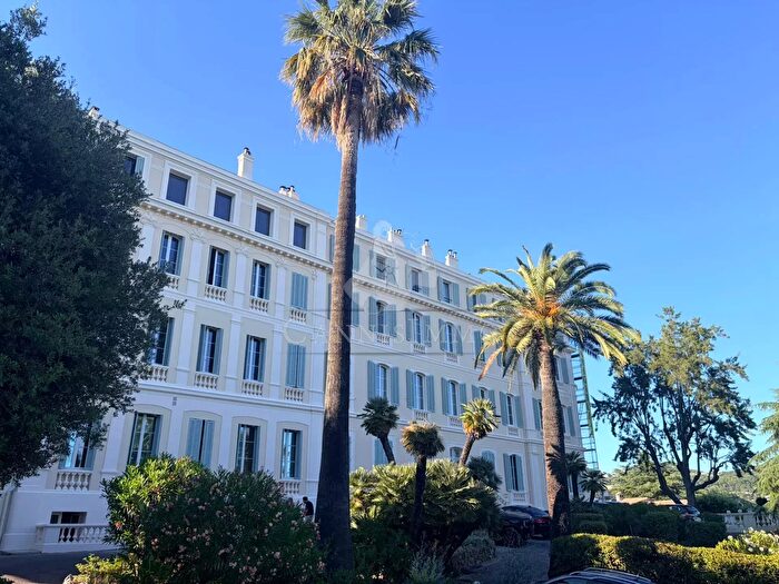 Appartement 4 pièces à vendre à Cannes, Petit Juas