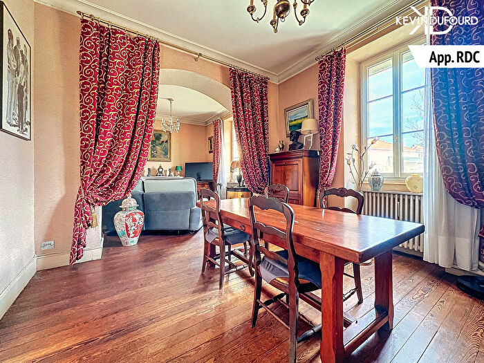 Maison à vendre - Aubenas, Centre-ville - 10 pièces - 5 chambres