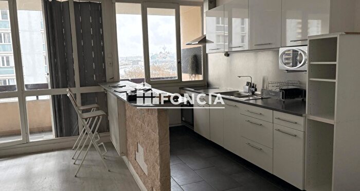 Appartement à vendre - Aubervilliers, Villette, Quatre-Chemins - 3 pièces - 2 chambres