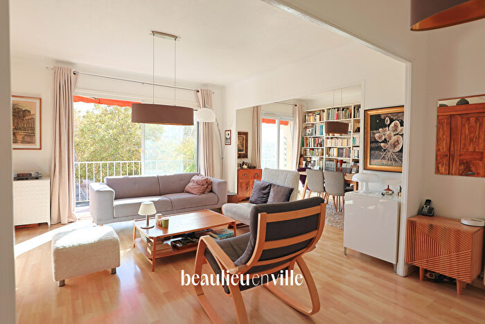 Appartement à vendre - Aix-en-Provence, Centre-ville - 4 pièces - 3 chambres