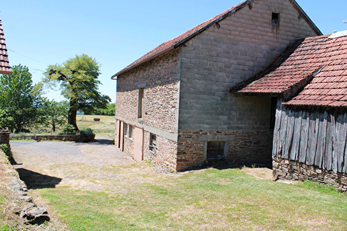 Maison à vendre - Palazinges - 4 pièces - 3 chambres