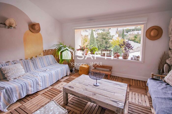 Maison à vendre - Cotignac - 6 pièces - 4 chambres