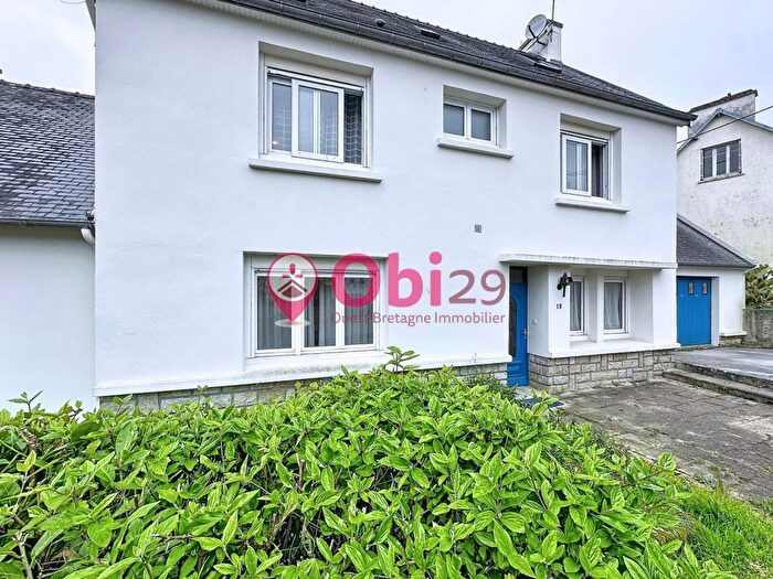 Maison à vendre - Châteaulin - 10 pièces - 6 chambres