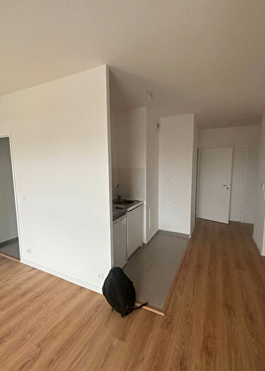 Appartement 1 pièce à Reims, Courlancy, Porte de Paris, Bois d'Amour, à louer