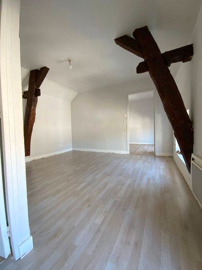 Saint-Gengoux-le-National - Appartement 1 pièce à louer
