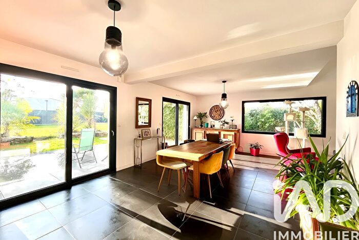 Maison à vendre - Guingamp - 7 pièces - 4 chambres