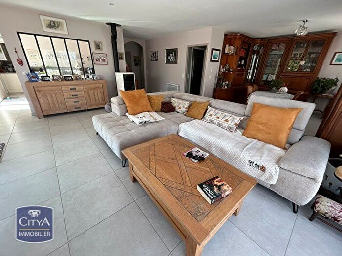 Maison 4 pièces à vendre à Ardillières