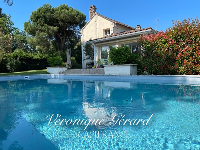 Maison à vendre - Saint-Christophe-de-Double - 6 pièces - 4 chambres