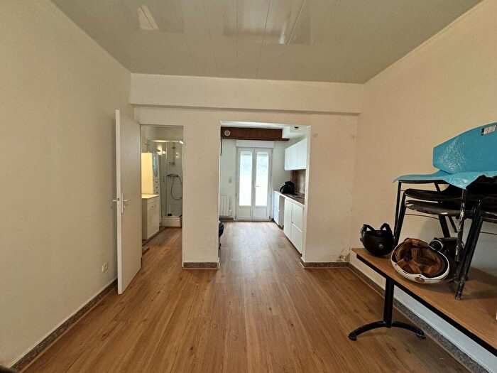 Appartement à louer - Gabriel Peri, Le Pré-Saint-Gervais - 2 pièces - 1 chambre