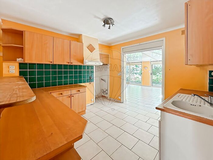 Maison à vendre - Saint-Sébastien-sur-Loire, Est - 4 pièces - 3 chambres