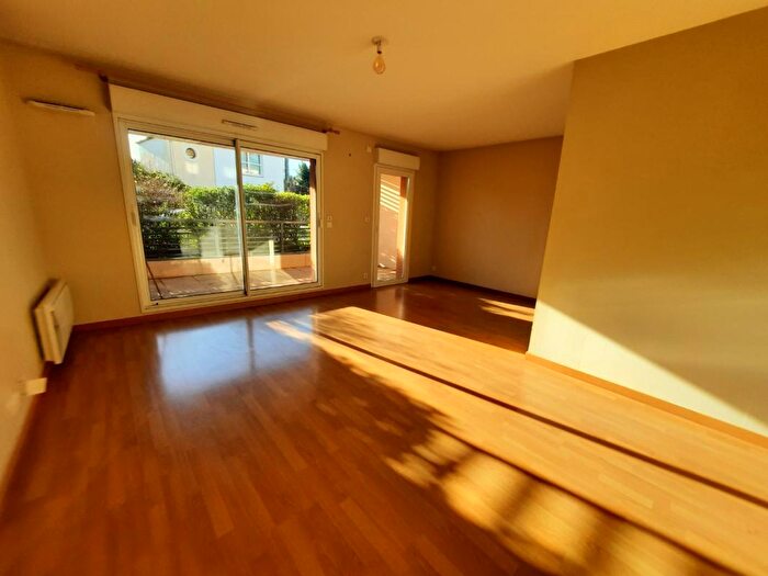 Appartement à louer - Quartiers Nord-Est, La Motte Brûlon - 3 pièces - 2 chambres