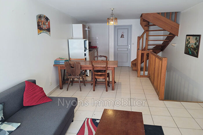 Maison à vendre - Valréas - 3 pièces - 2 chambres