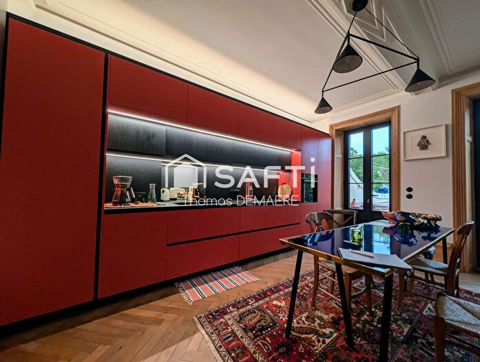 Maison 10 pièces à vendre à Jonzac