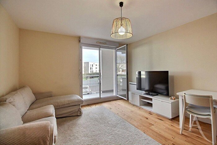 Appartement à louer - Sembat, Bègles - 2 pièces - 1 chambre