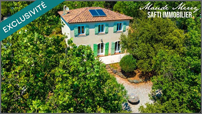 Garéoult - Maison 6 pièces à vendre