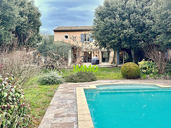 Maison à vendre - Uzès - 7 pièces - 5 chambres