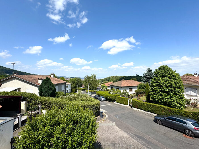 Maison à vendre - Ceyrat - 5 pièces - 4 chambres