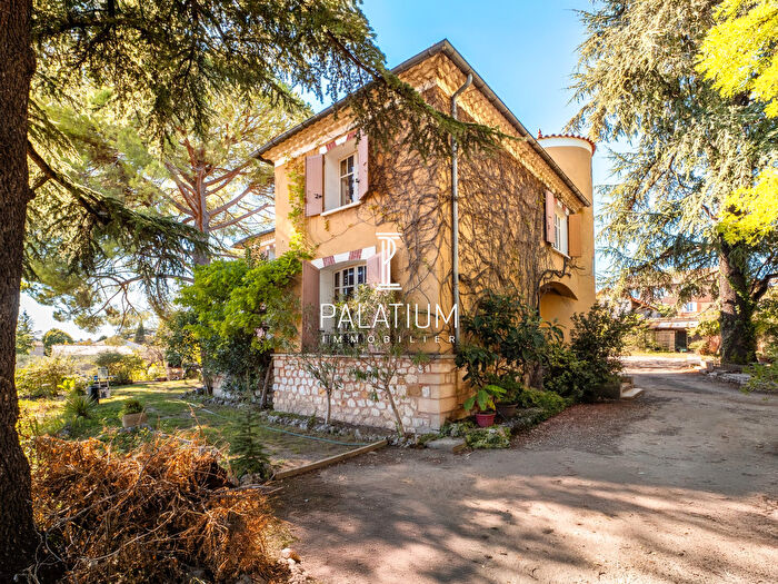 Maison à vendre - Manosque - 7 pièces - 6 chambres