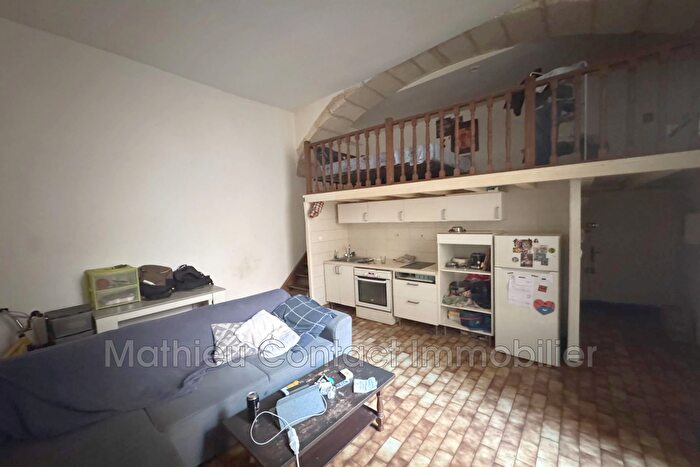Appartement à vendre - Nîmes, Ecusson, Arènes - 2 pièces - 1 chambre